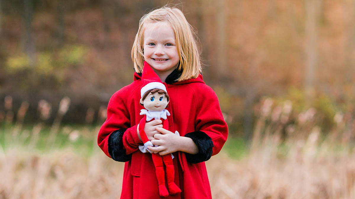 13 Christmas Card Photo Ideas & Tips | The Expression